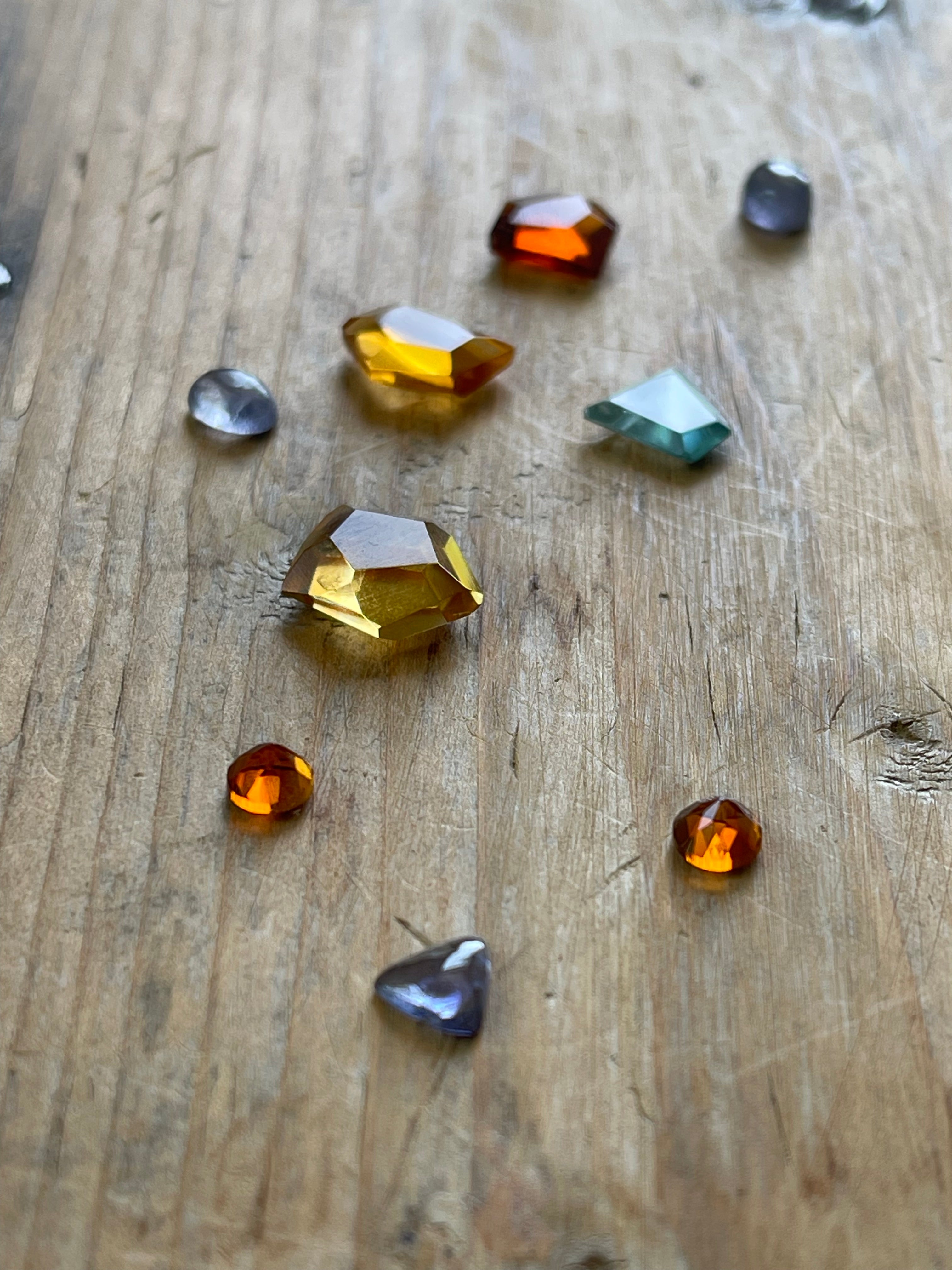 Gemstone Collection 418: Fancy Citrine, Blue Zircoon, Iolite, Citrine ...